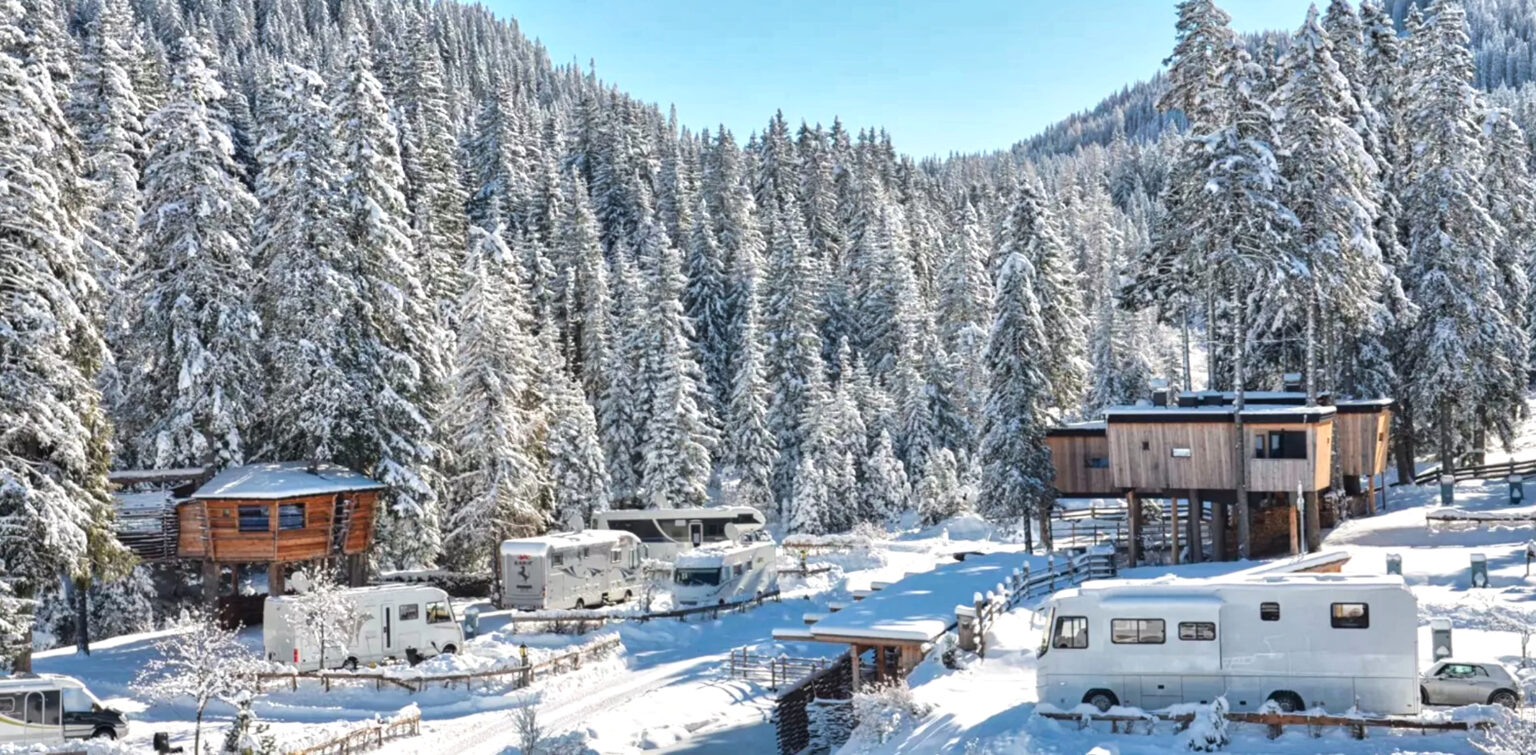Camping in Winter: Your Guide to the Coziest and Warmest Campsites ...